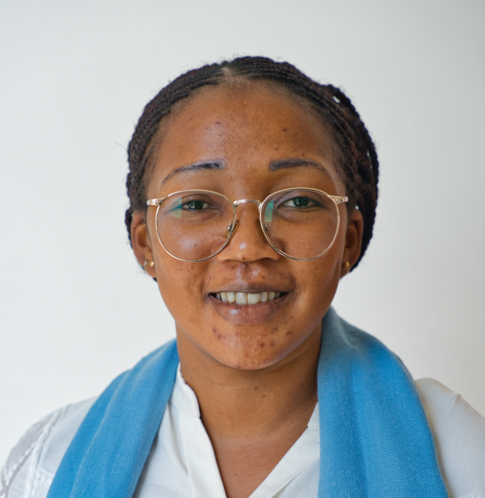 Leslie Kenou Djionang | SANTHE (Sub-Saharan African Network for TB/HIV ...